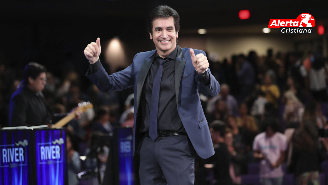 Dante Gebel asegura que: "El lugar donde más se finge es en la iglesia ...